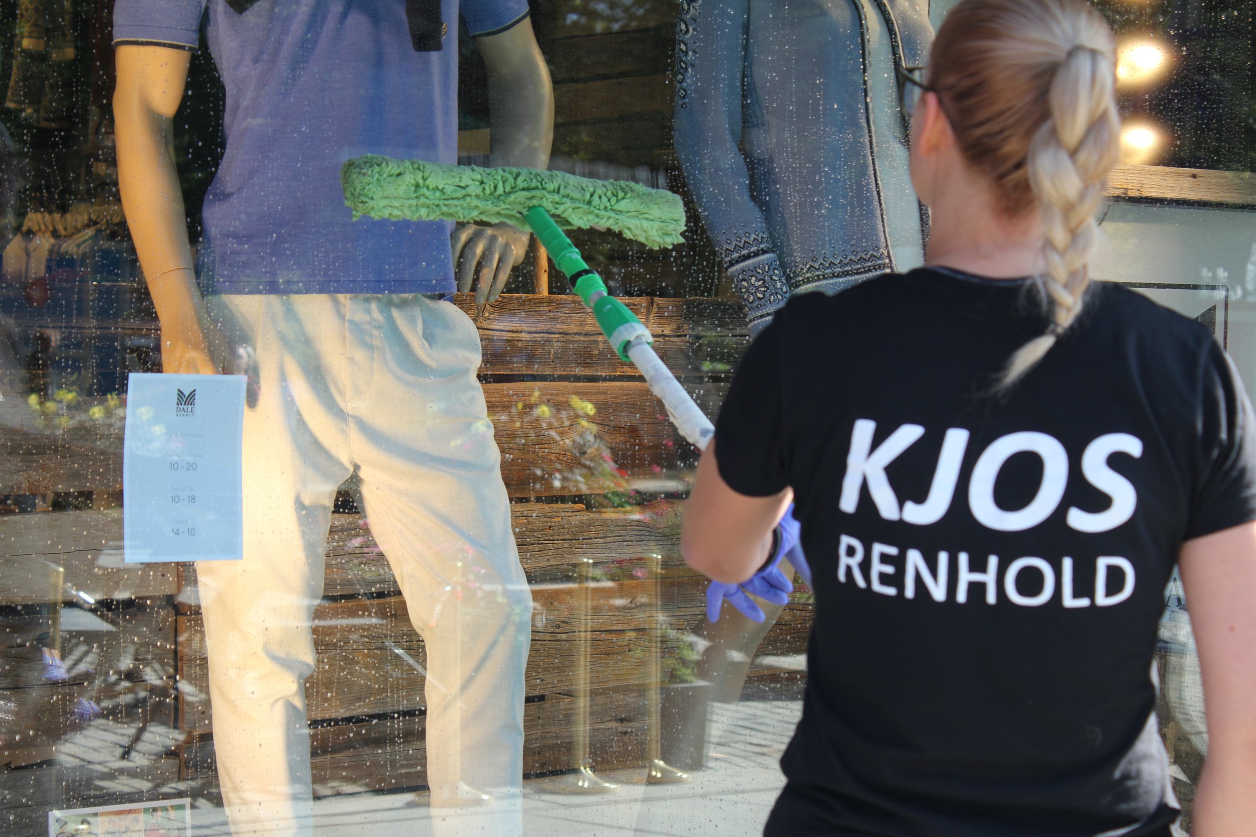 55% på grundig flyttevask opptil 150 kvm med Kjos Renhold | Let's deal