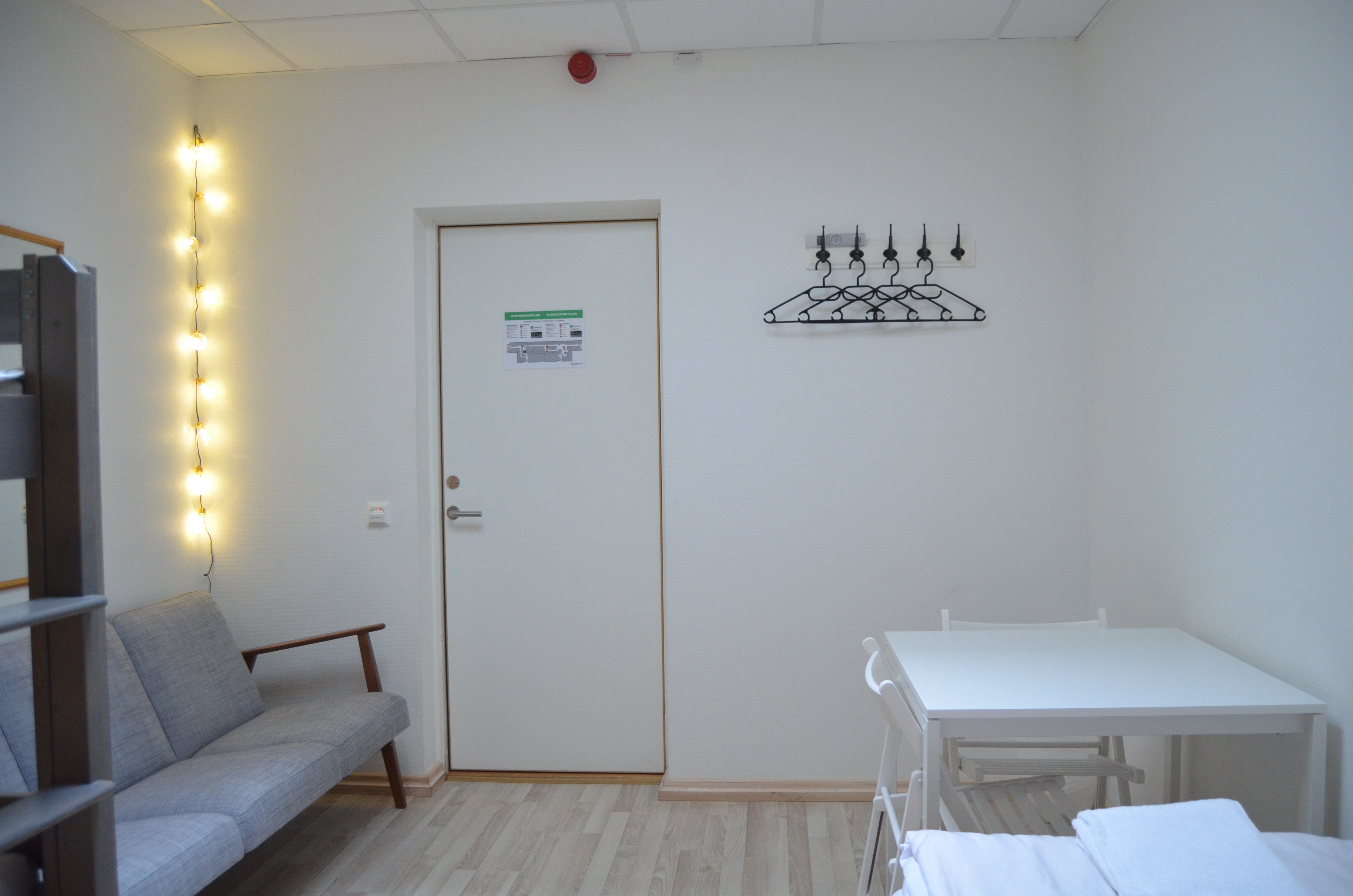 Overnatting og frokost for 2 eller 4-8 pers på Göteborgs vandrarhem ...