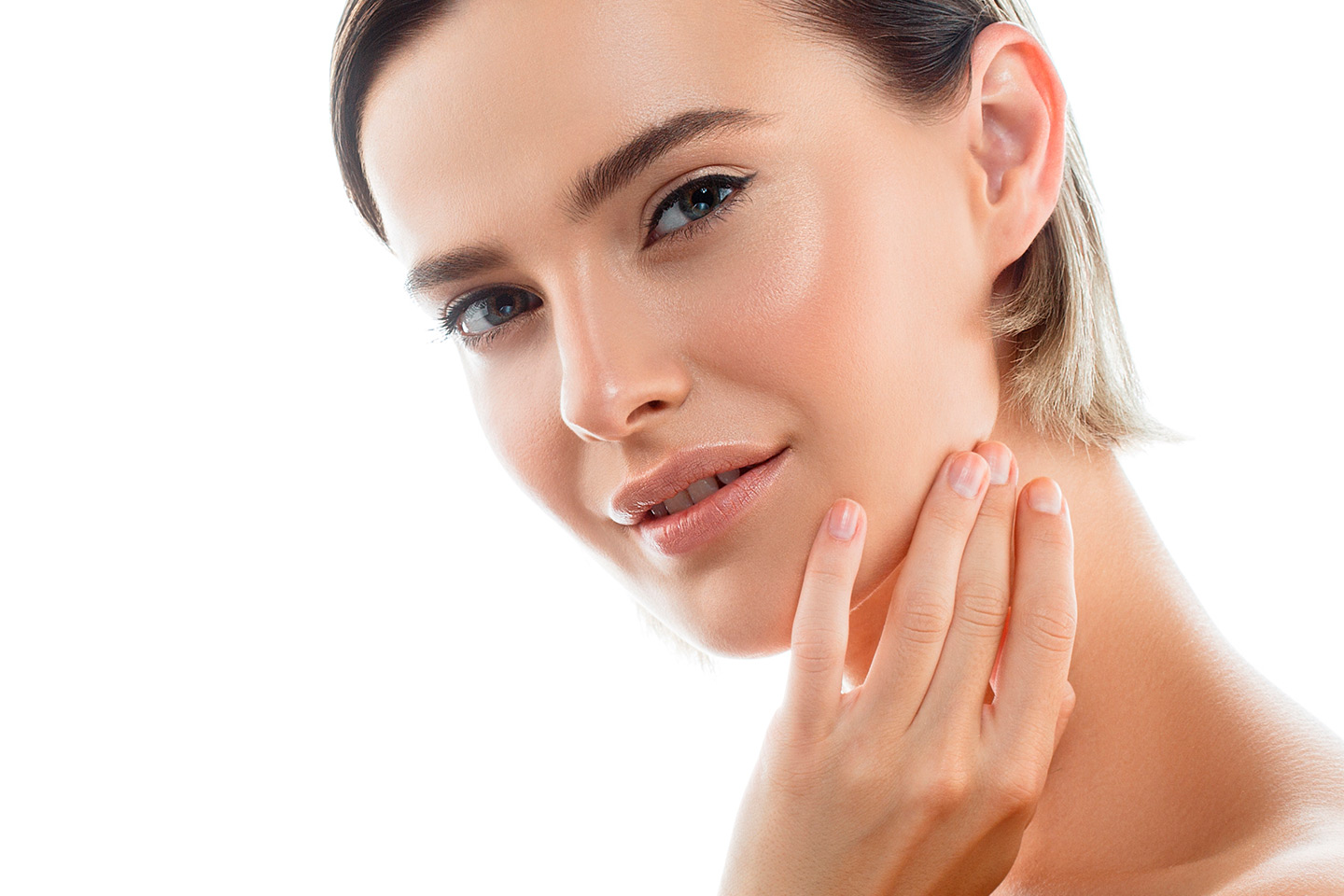 Trådløft med 4 tråder hos Nahid Esthetica på Uranienborg | Let's deal