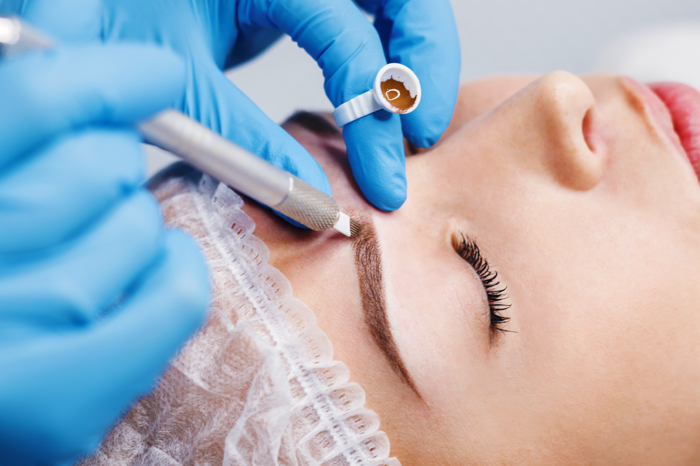 Microblading 3D med PhiBrows-teknik | Stockholm | Let’s deal