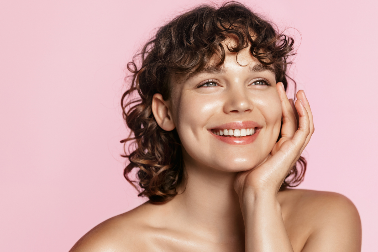 Ansiktsbehandling: BioRepeel TCA 35% ansikte, hals och dekolletage ...