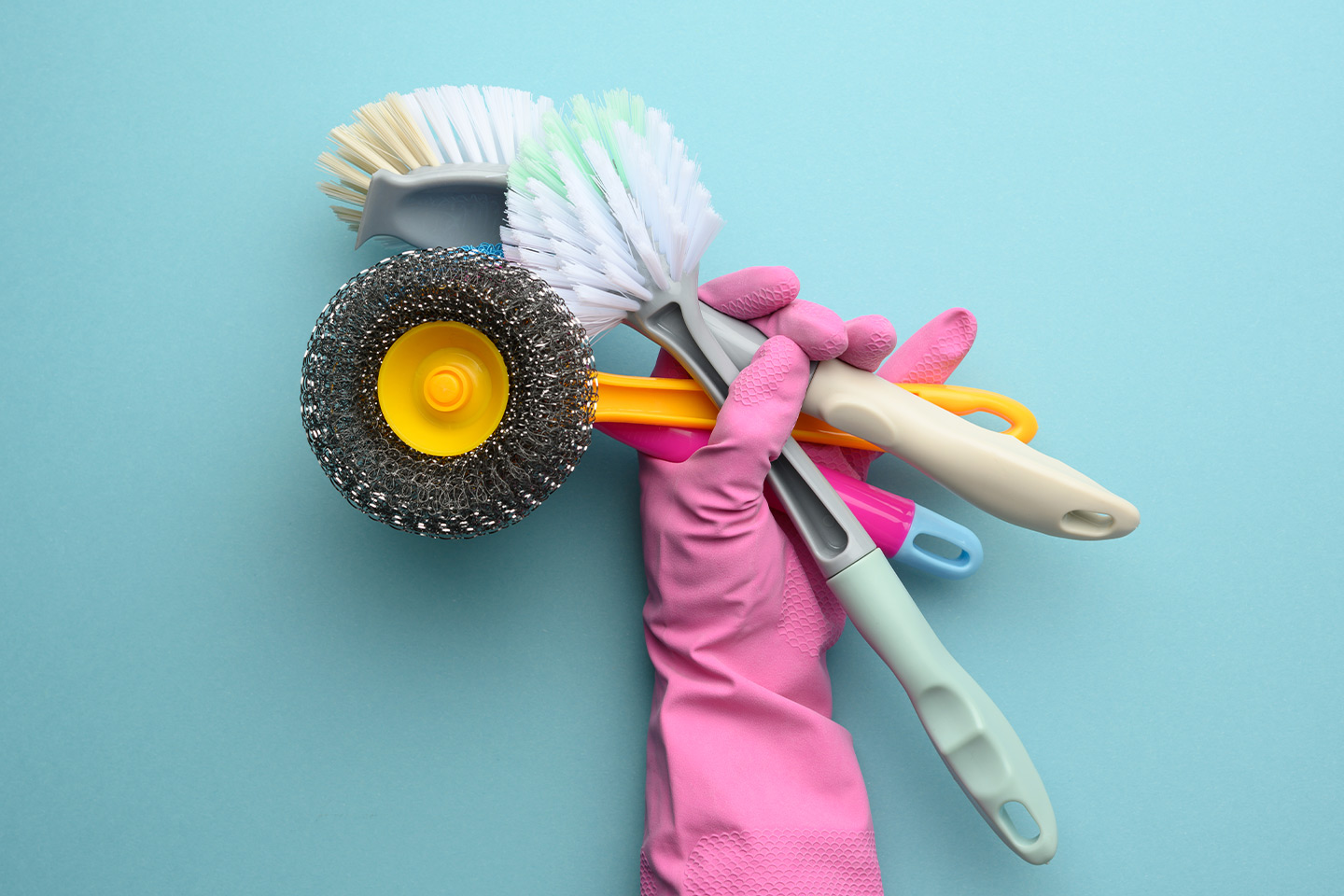 Profesjonell flyttevask opptil 150 kvm fra Selma Renhold | Let's deal